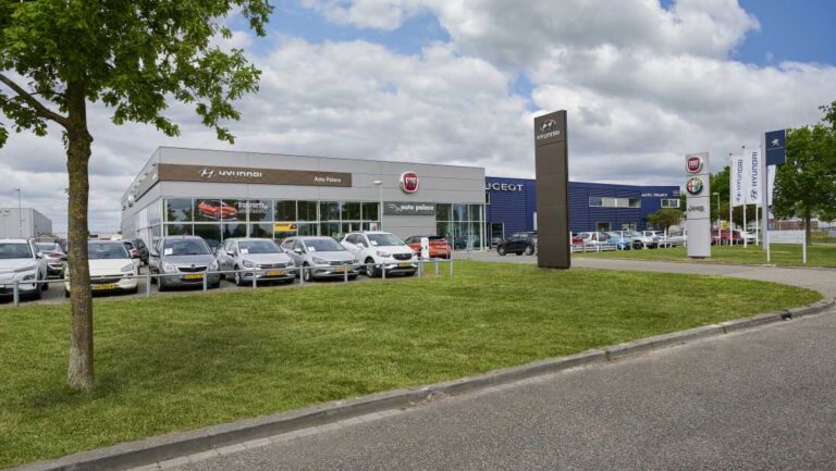 Stern koopt vier Auto Palaces - Aftersales Magazine